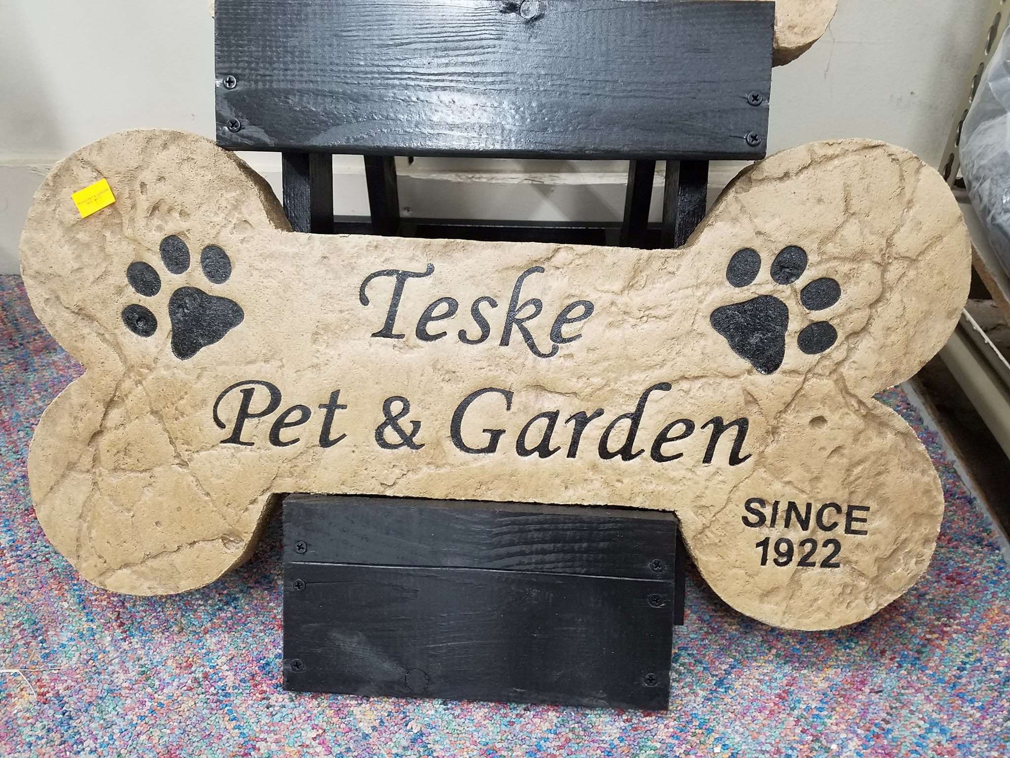 Teske Pet & Garden - Moline, IL - Pet Supplies